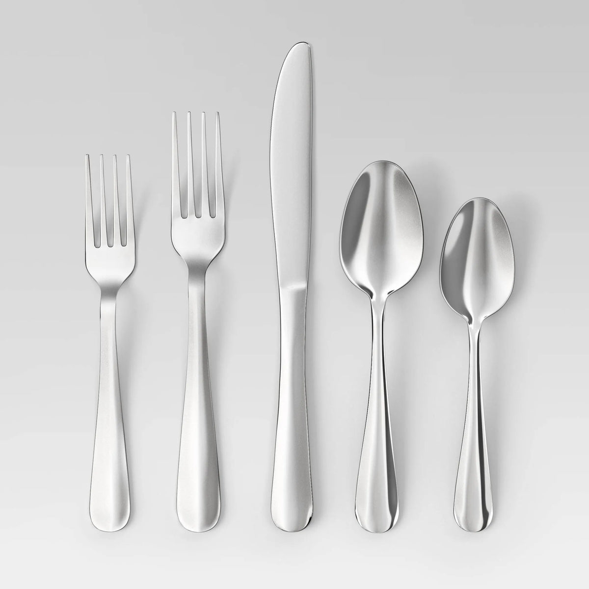 Room Essentials 20pc Teagan Flatware Silver – REBEL