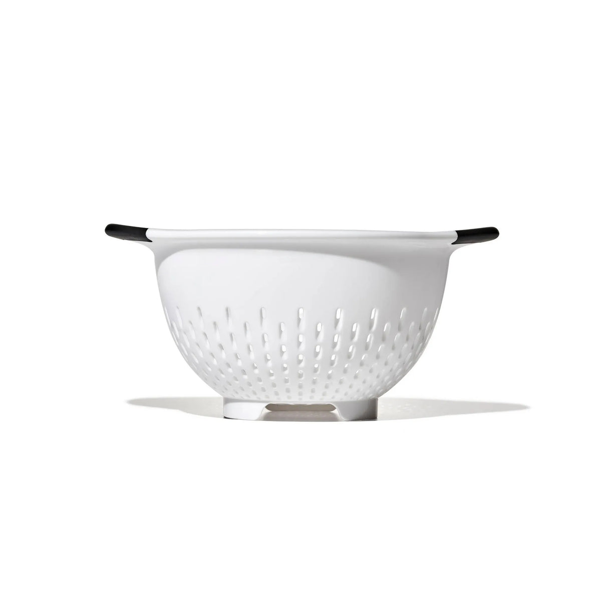 OXO 3 Quart Plastic Colander - White – REBEL